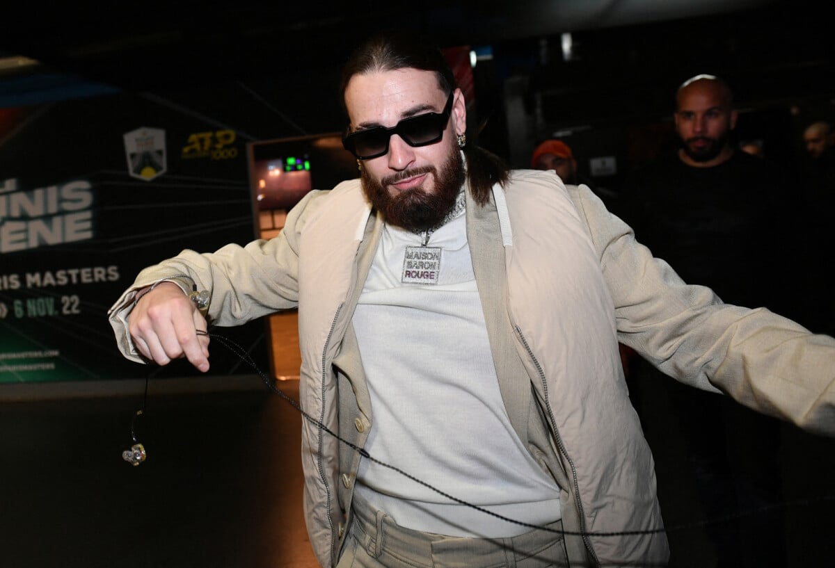 Photo : Exclusif - SCH - Les invités de Sofiane Pamart en backstage de son concert à l'Accor ...