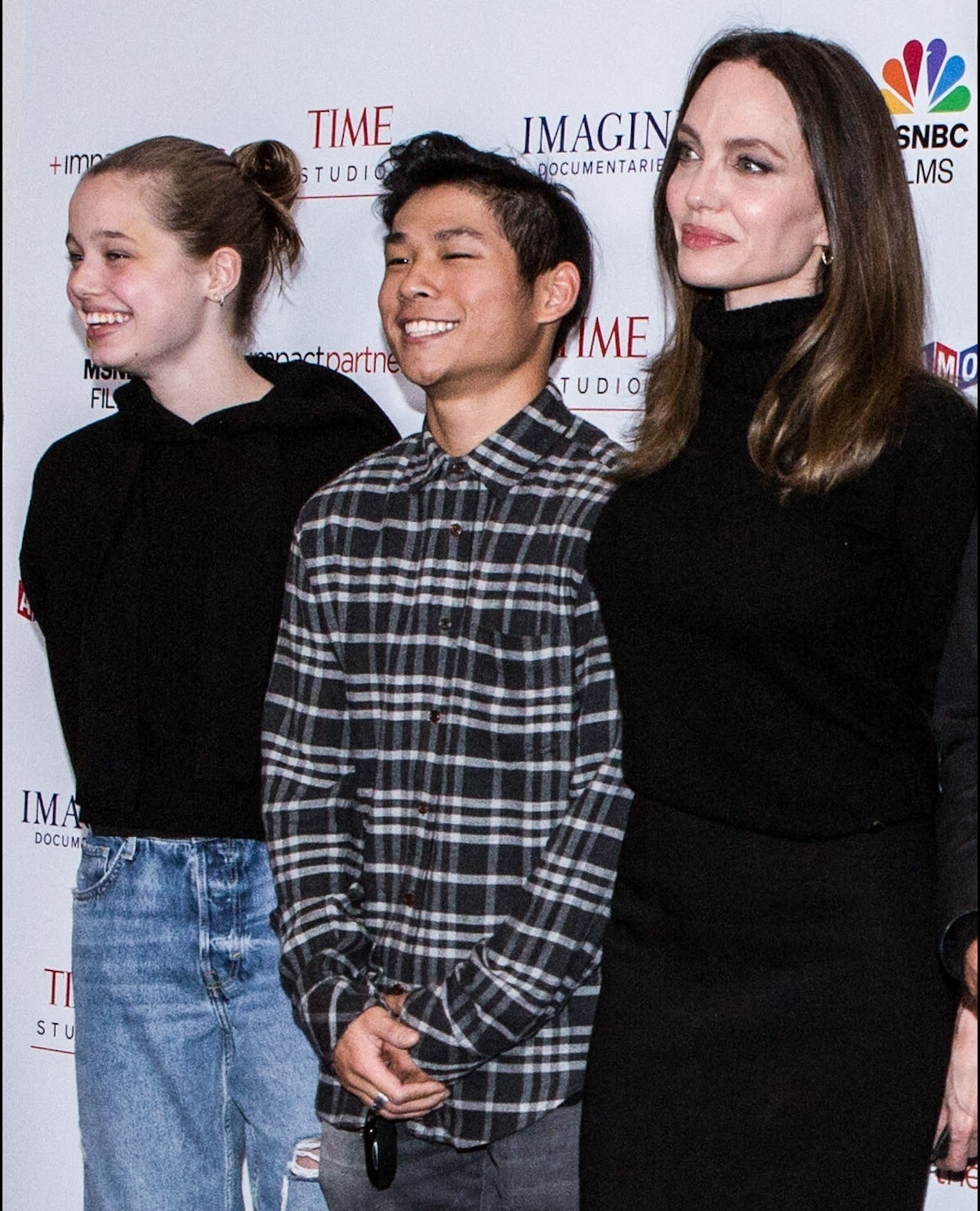 Photo : Shiloh Jolie-Pitt, Pax Thien Jolie-Pitt, Angelina Jolie ...
