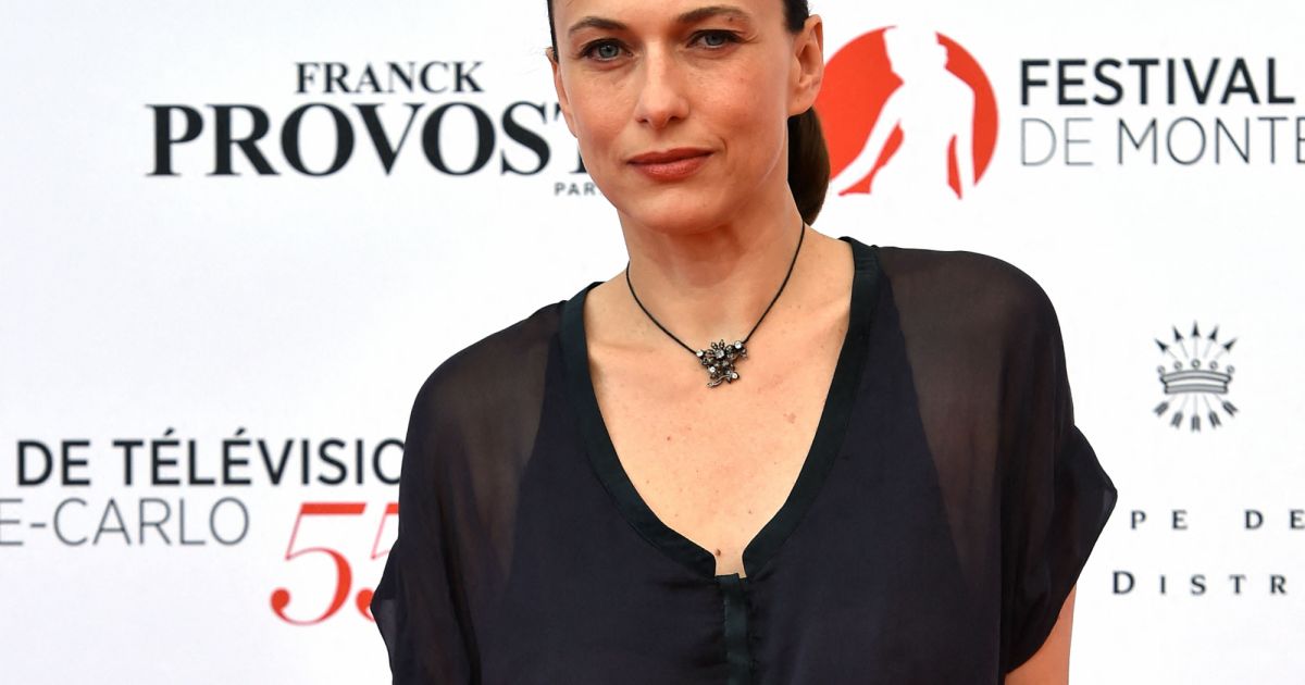 Natacha Lindinger - Photocall de la soirée d'ouverture du 55ème ...