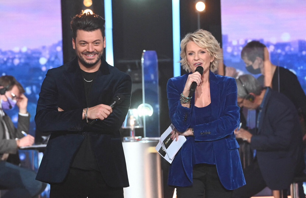 Photo : Kev Adams et Sophie Davant - 36ème Edition du Téléthon à Paris. Le 2 décembre 2022 ...