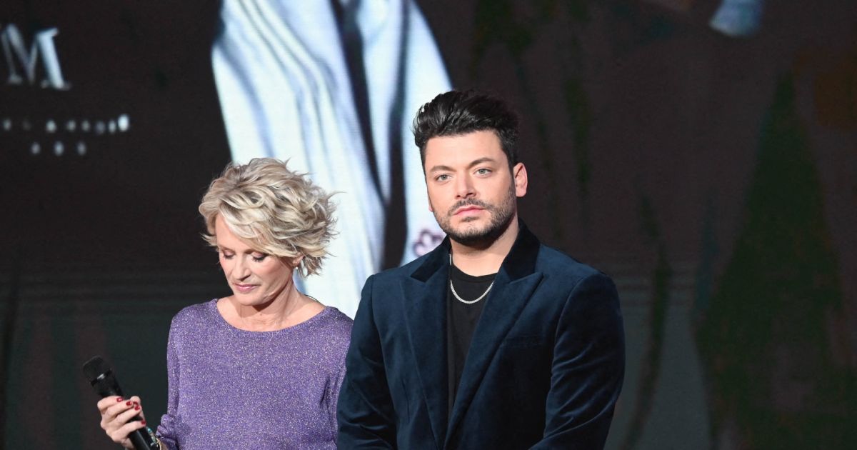 Sophie Davant, Kev Adams et Nagui - 36ème Edition du Téléthon à Paris. Le 2 décembre 2022 ...