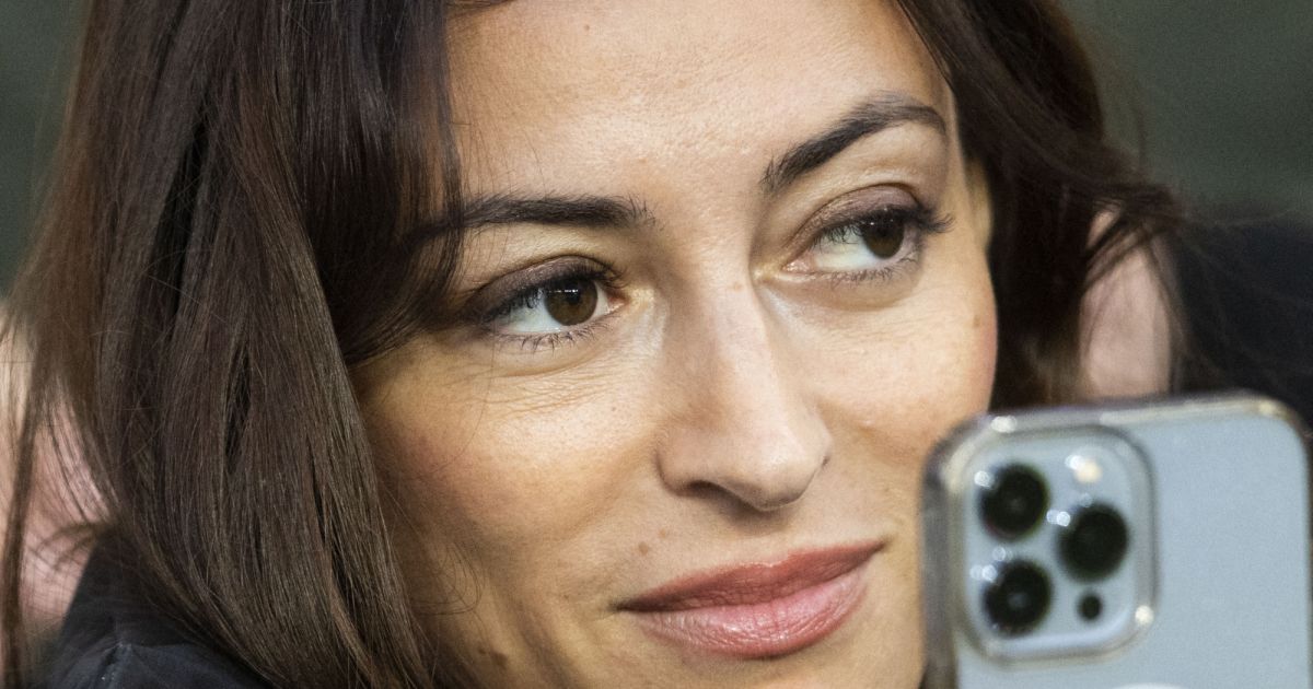 Rachel Legrain-Trapani (Miss France 2007) - People dans les tribunes du ...