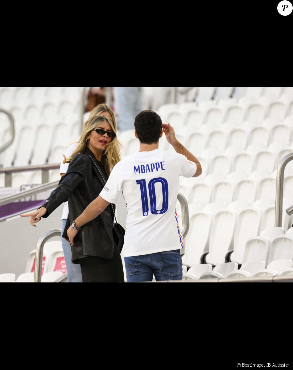 Didier Deschamps : Sa ravissante belle-fille Mathilde ventre à l'air et ...