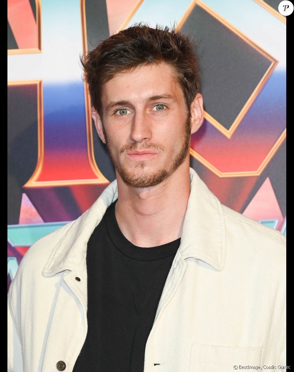 Jean-Baptiste Maunier : Sa discrète compagne, soeur d'une actrice, lui ...