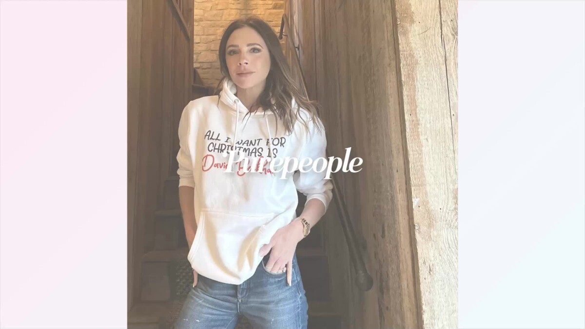 Vidéo : Victoria Beckham très coquine : elle ose un look hilarant qui n ... Vidéo : Victoria Beckham très coquine : elle ose un look hilarant qui n ...