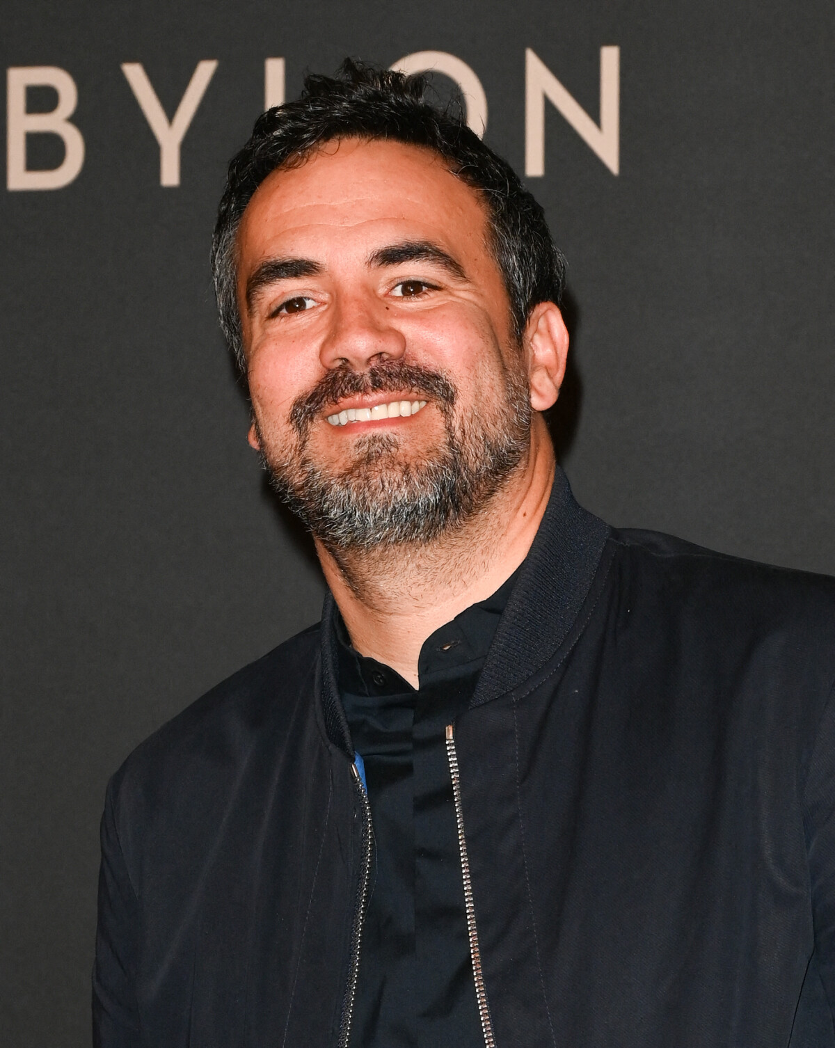 Photo : Alex Goude à la première du film "Babylon" au cinéma Le Grand ...