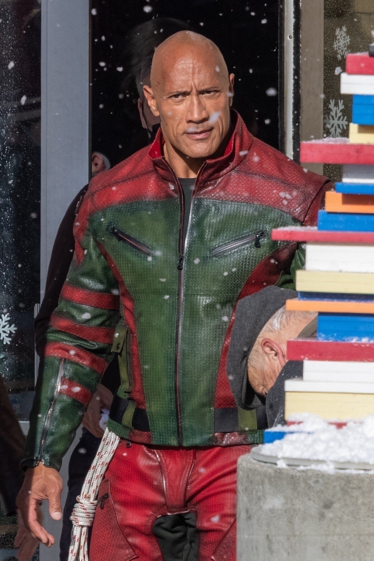 Photo : Exclusif - Dwayne Johnson et Chris Evans tournent la comédie de Noël "Red One" (Amazon ...