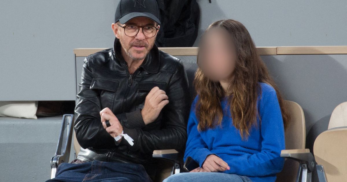 Calogero et sa fille Nina Maurici - Célébrités dans les tribunes des ...