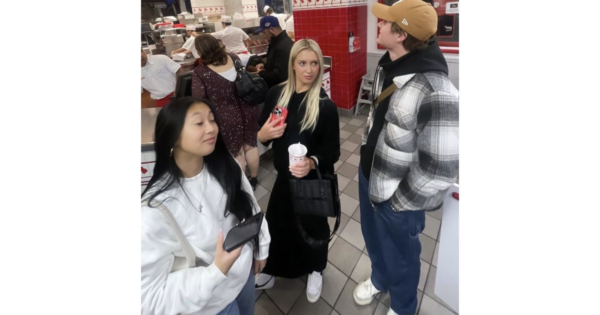 Jade Hallyday sur Instagram. - Purepeople