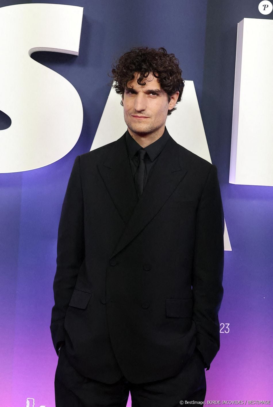 Louis Garrel au photocall de la 48ème cérémonie des César à l'Olympia à ...