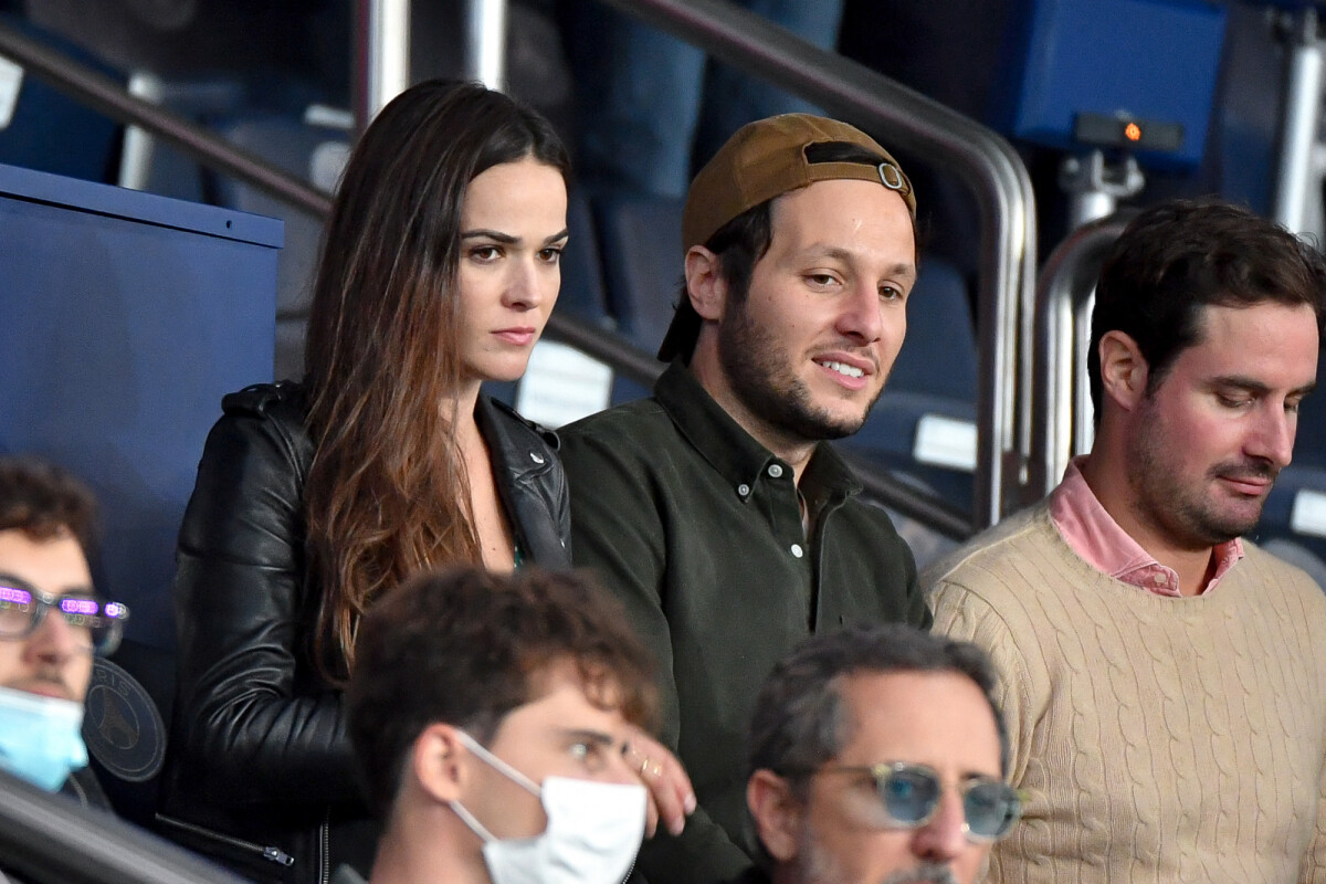 Photo : Vianney et sa compagne Catherine Robert (enceinte) - People en ...