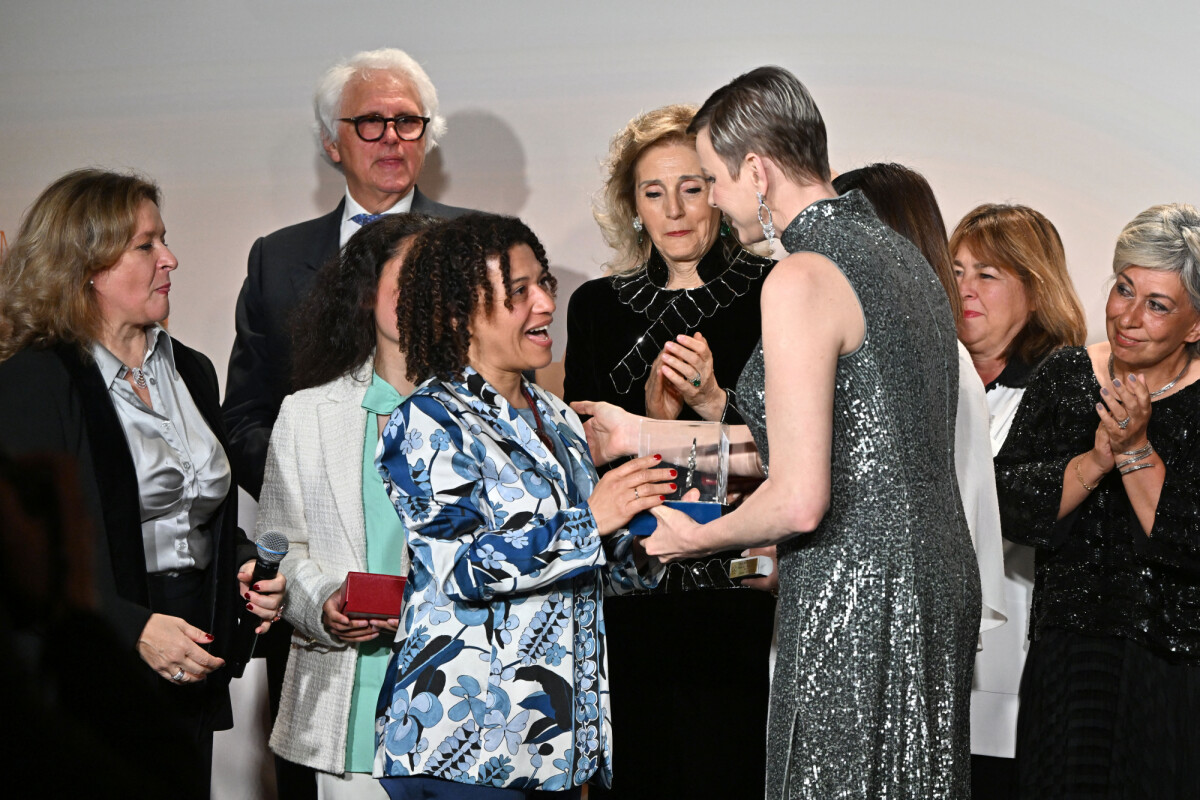 Photo : Charlène a remis le Prix Monte-Carlo Femme de l'Année 2023 au ...