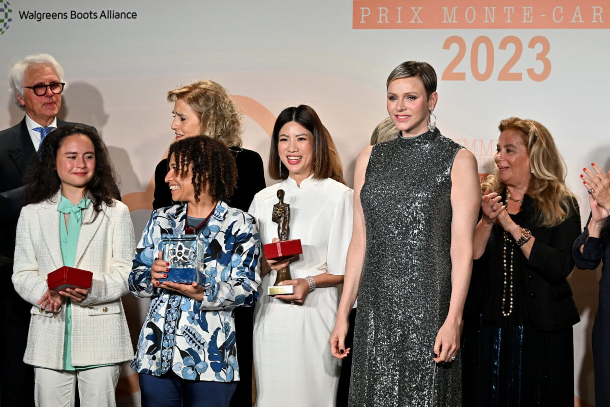 Photo : Manilla di Gioovanni, le Pr. Zimi Sawacha, Leanne Roberts et la ...