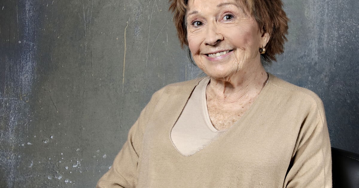 Marion Game sublime dans des images d'archives d'il y a cinquante ans ...