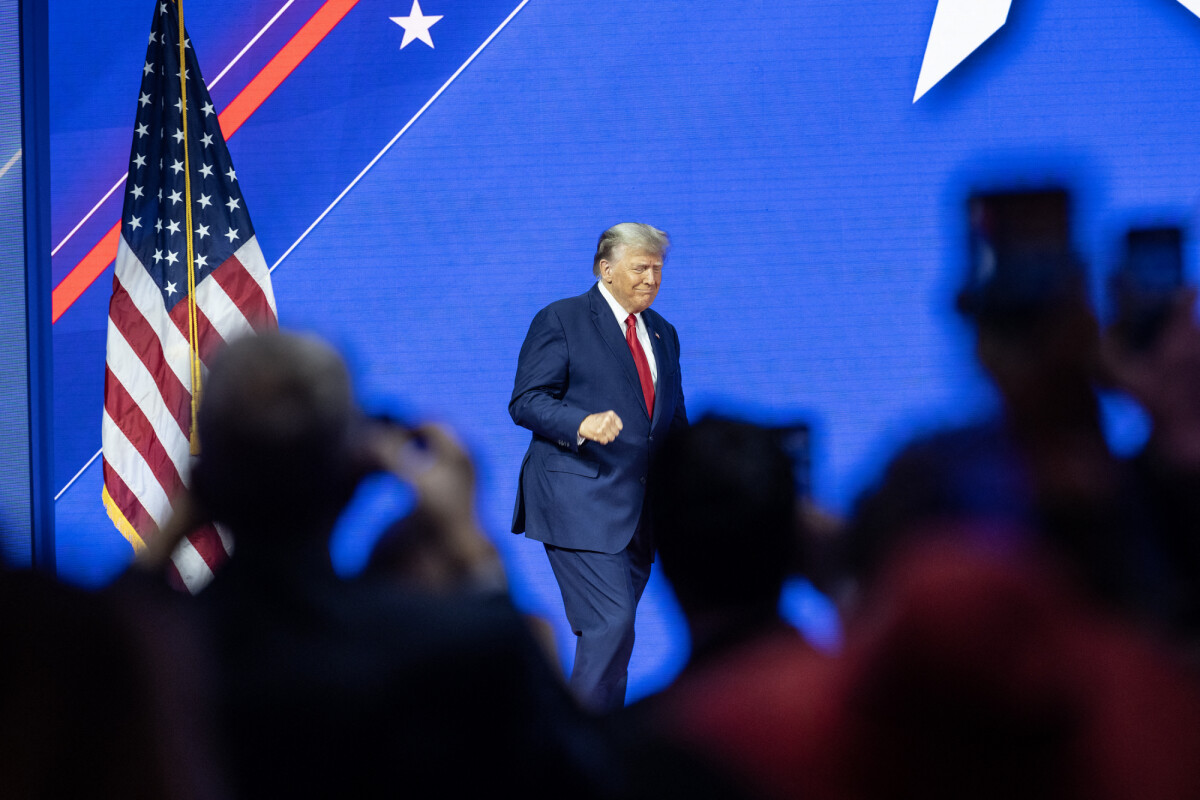 Photo : Donald J. Trump - Troisième jour de la "2023 Conservative ...