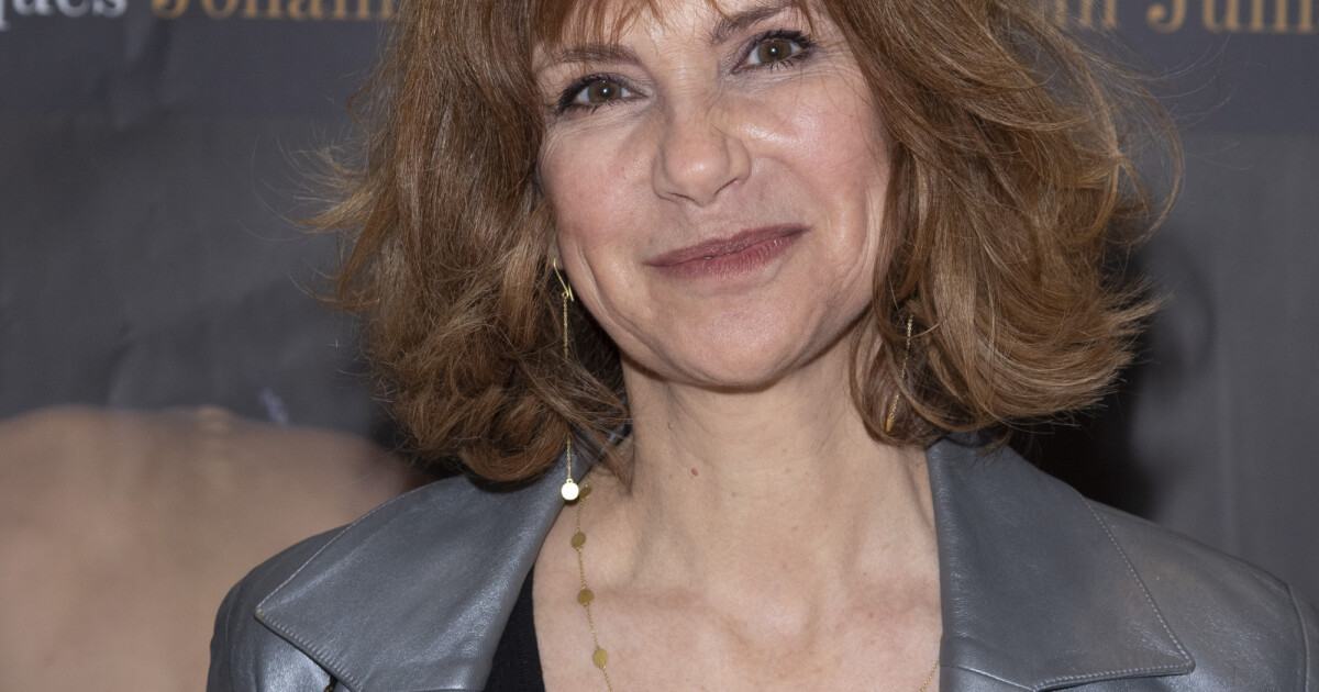 Florence Pernel confondue, non pas une, mais avec deux premières dames ...