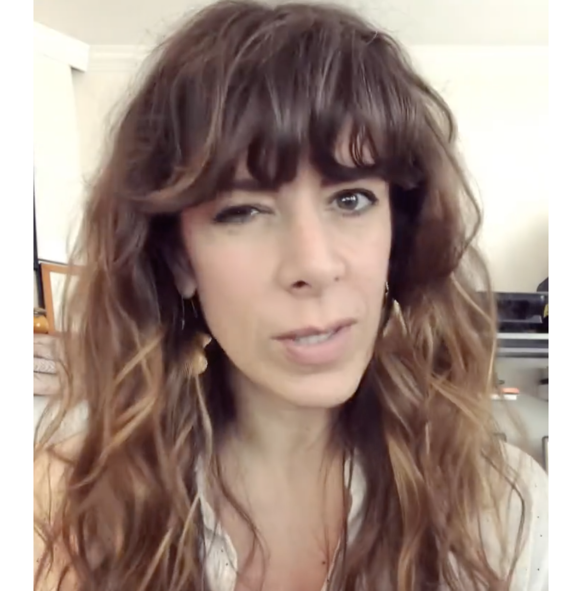 Photo : Magali Ripoll (N'oubliez pas les paroles) victime de violence ...