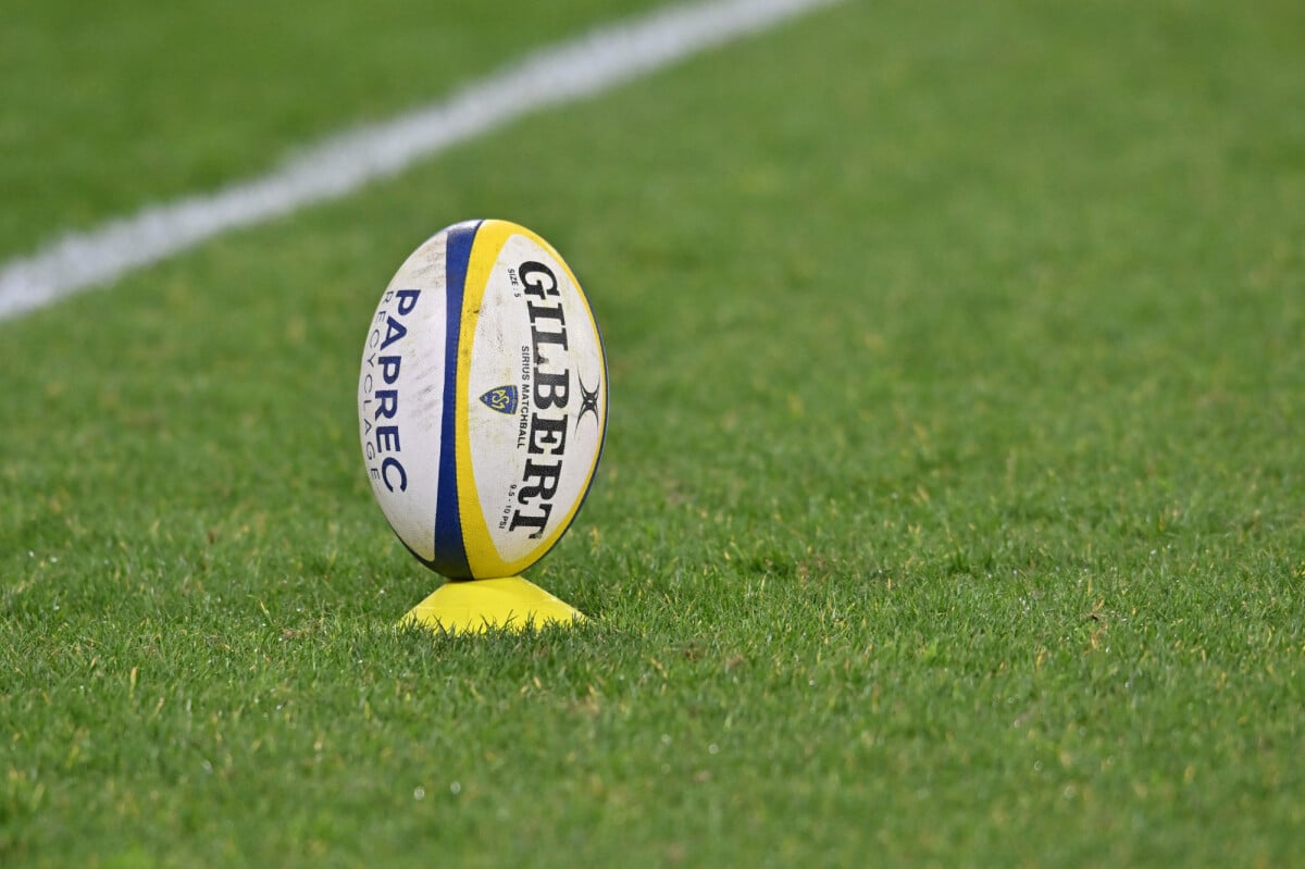 Photo : Jeune espoir du rugby, le garçon âgé de 18 ans est victime d'un ...