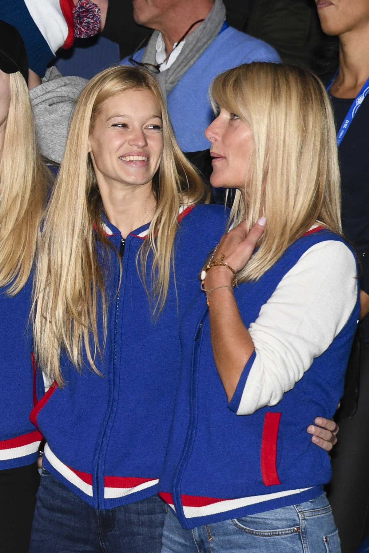 Photo : Clémence Bertrand (femme de Lucas Pouille) et Isabelle Camus ...