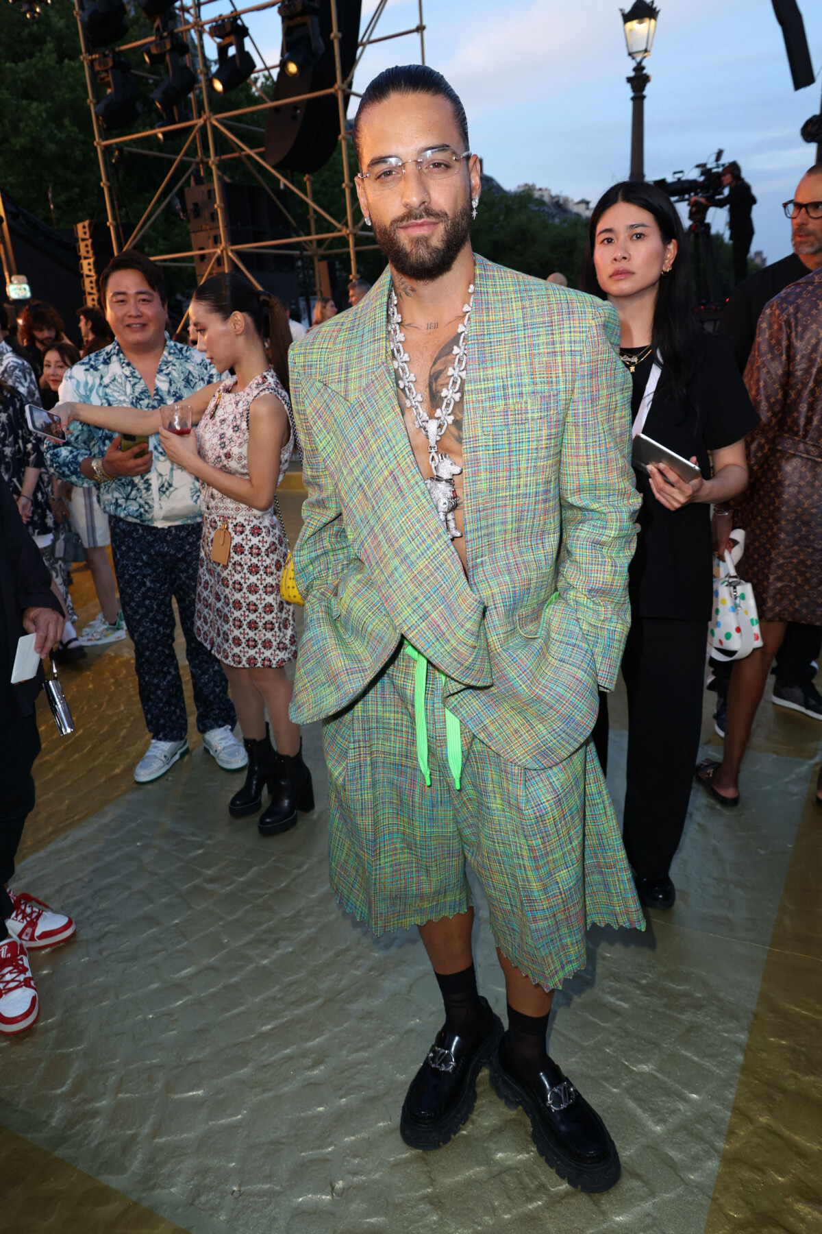 Photo : Maluma - Front Row du défilé de mode masculine prêt à porter ...