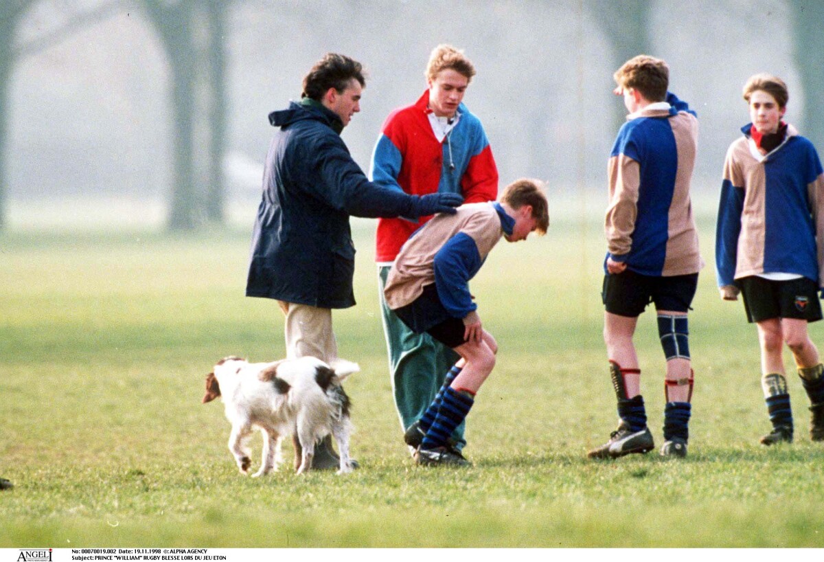 Photo : Le prince William joue au rugby à Eton. - Purepeople