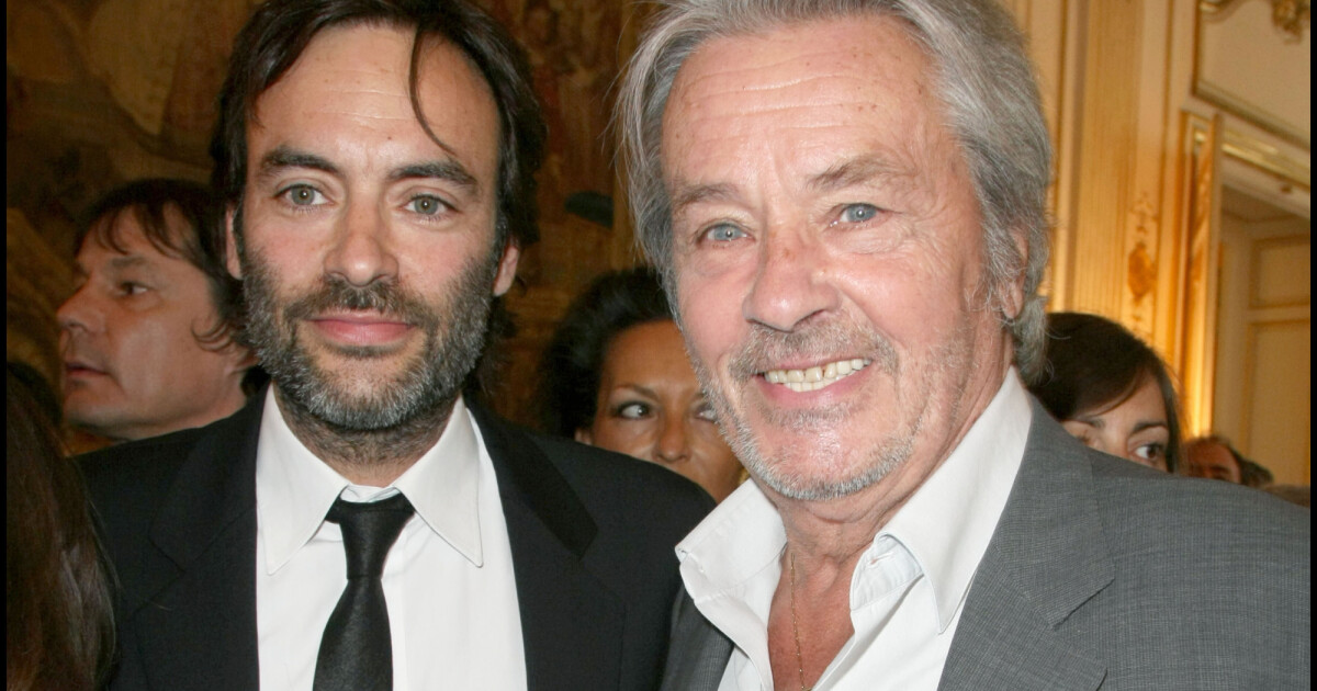 "Il y a quelques mois..." : Alain Delon, ses dernières volontés ...