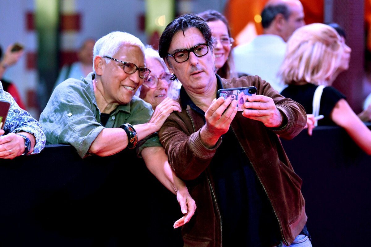 Photo : Yvan Attal durant la soirée d'ouverture de la 5eme édition du festival Cinéroman au ...