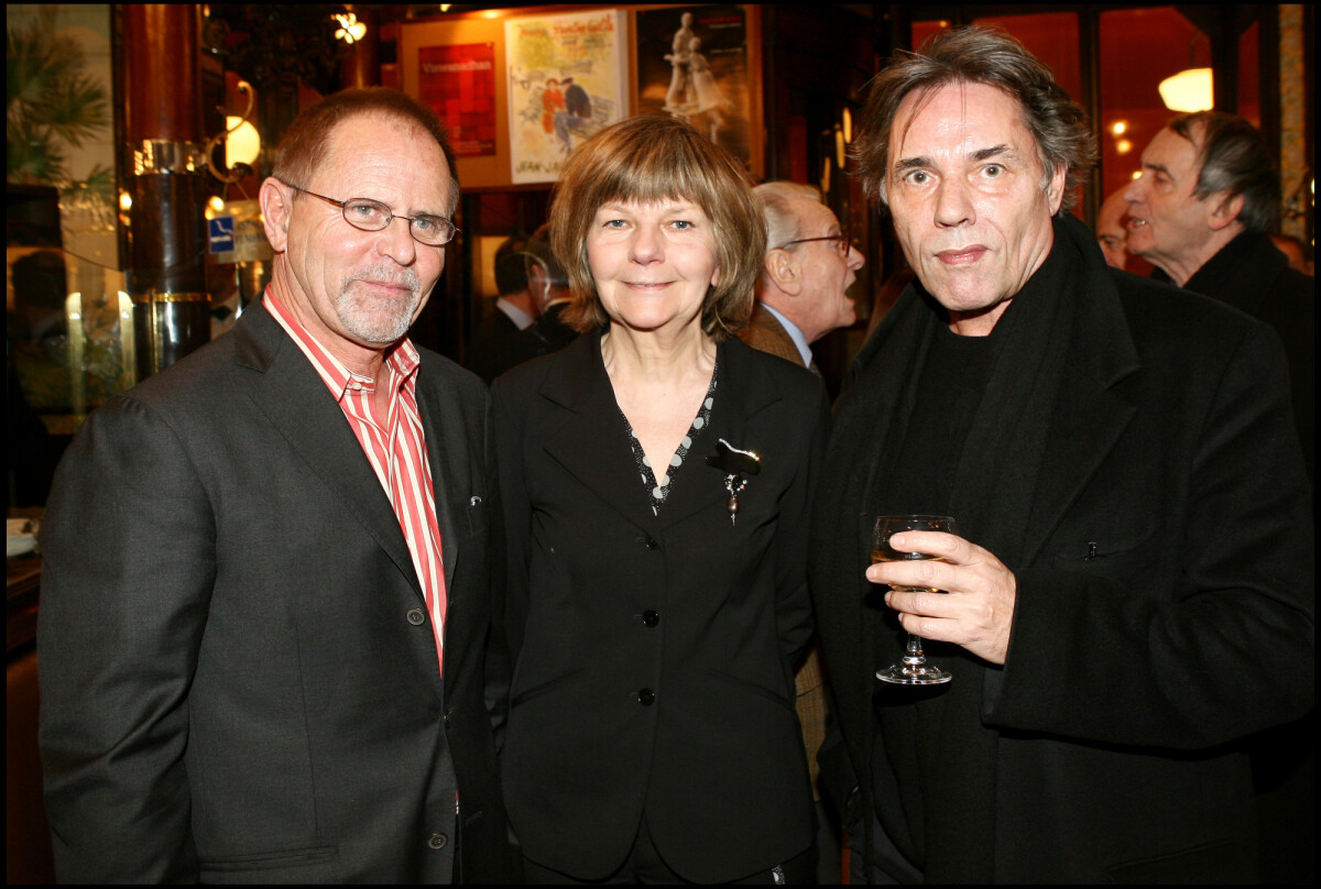 Photo : HERVE CLAUDE, FRANCOISE HAMEL (PRIX CAZES 2005) ET YVES SIMON ...