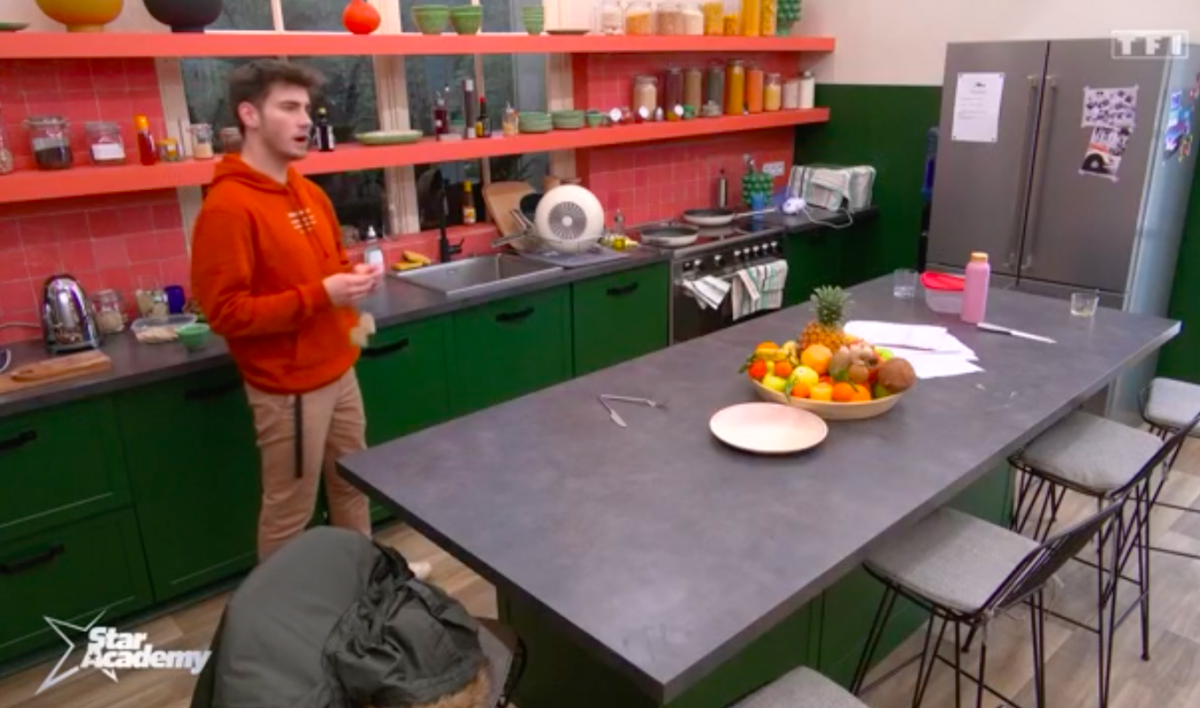 Photo : Julien a choisi ce moment pour chanter lui aussi la chanson ...