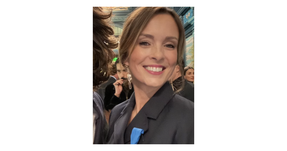 Isabelle Ithurburu décorée par François Hollande : son compagnon Maxim ...