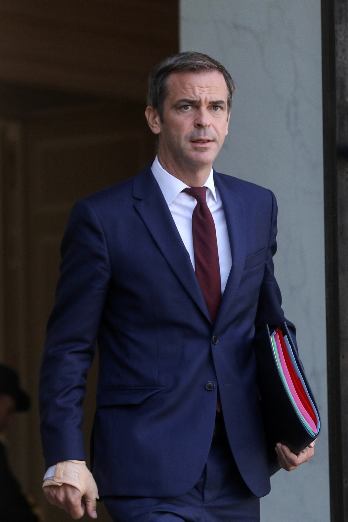 Photo : Olivier Véran, porte-parole du gouvernement à la sortie du ...