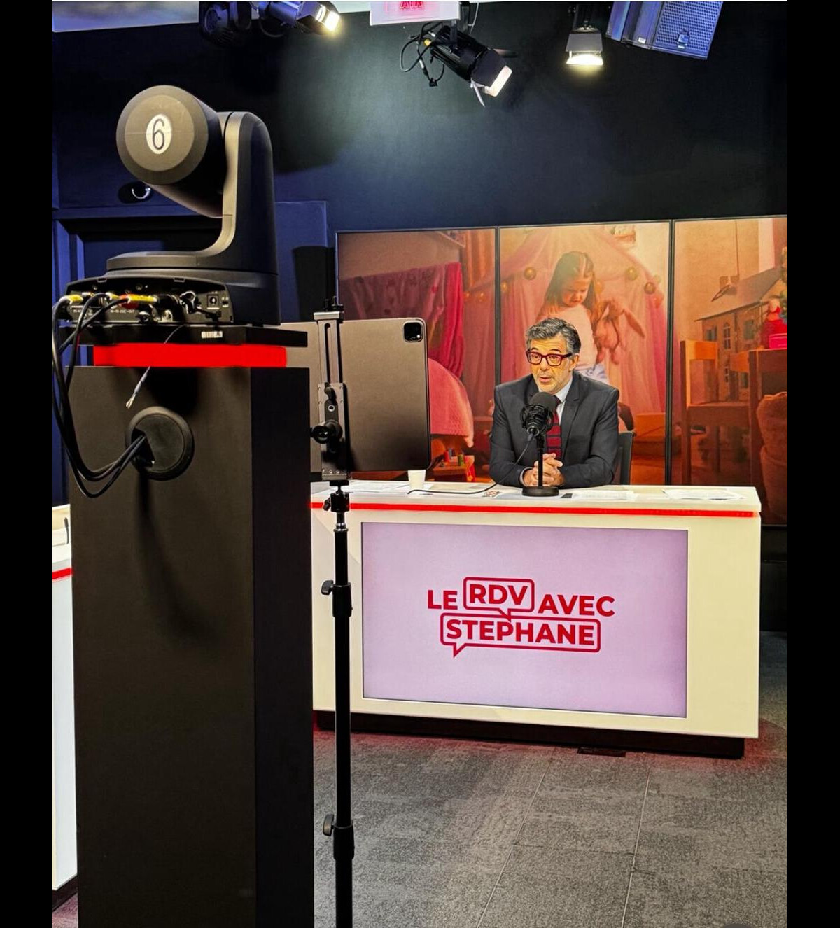 Photo : Après s'être exprimé devant la police suite aux accusations de ...