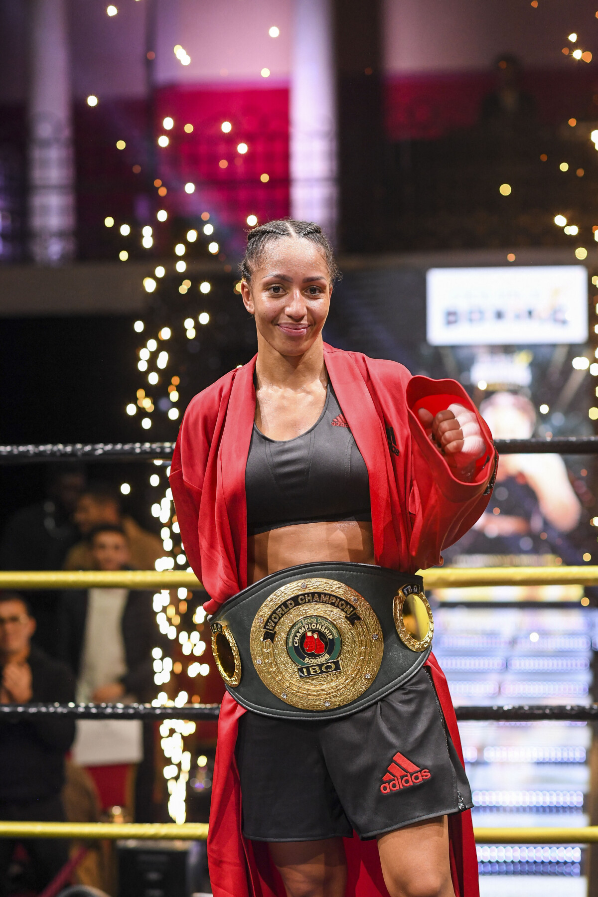 Photo : Estelle Mossely - Combat d’Estelle Mossely contre la Malawite ...