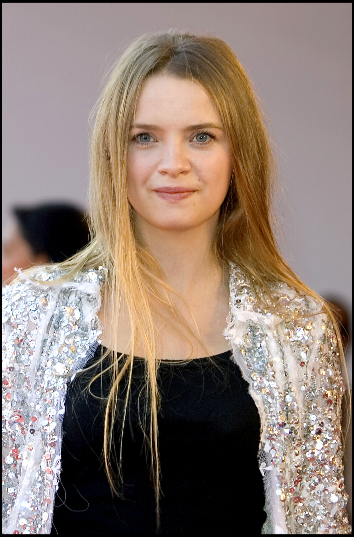 Photo : Sara Forestier - Première du film 'Quelques jours en septembre ...