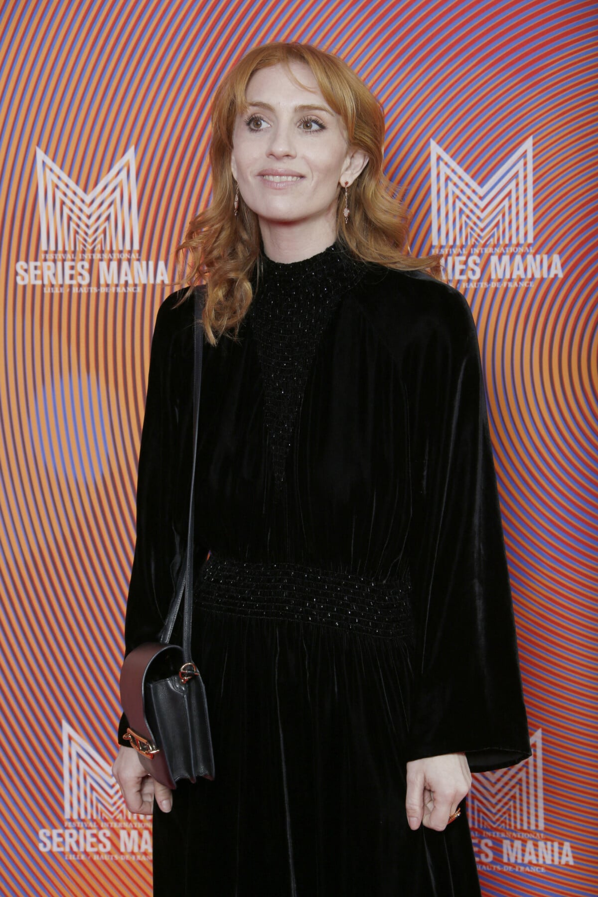 Photo : Lolita Chammah - Photocall de la soirée d'ouverture du Festival ...