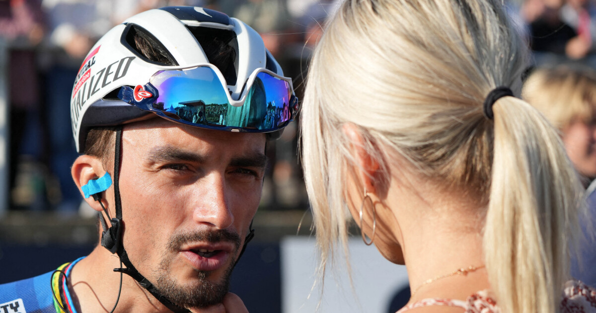 Marion Rousse et Julian Alaphilippe "trop mignons" sur la ligne d ...