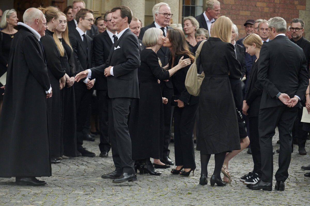 Photo : Le prince Joachim de Danemark, la veuve Ulla Thornit, La ...