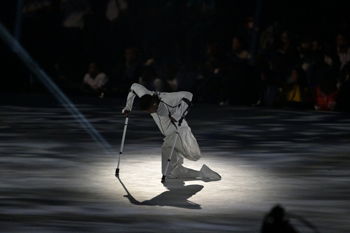 Photo : Musa Motha performs during the opening ceremony of the Paris ...