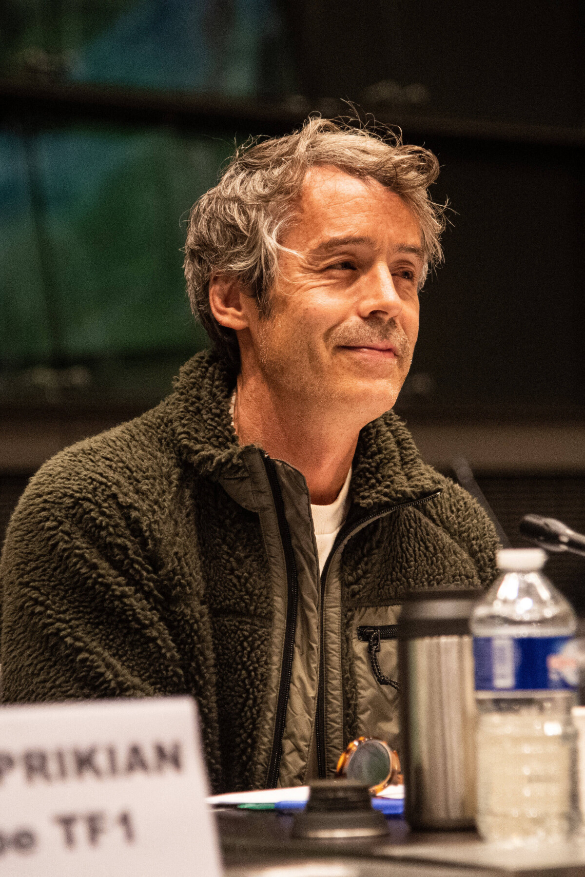 Photo : Yann Barthès - Le présentateur de l'émission Quotidien, est ...