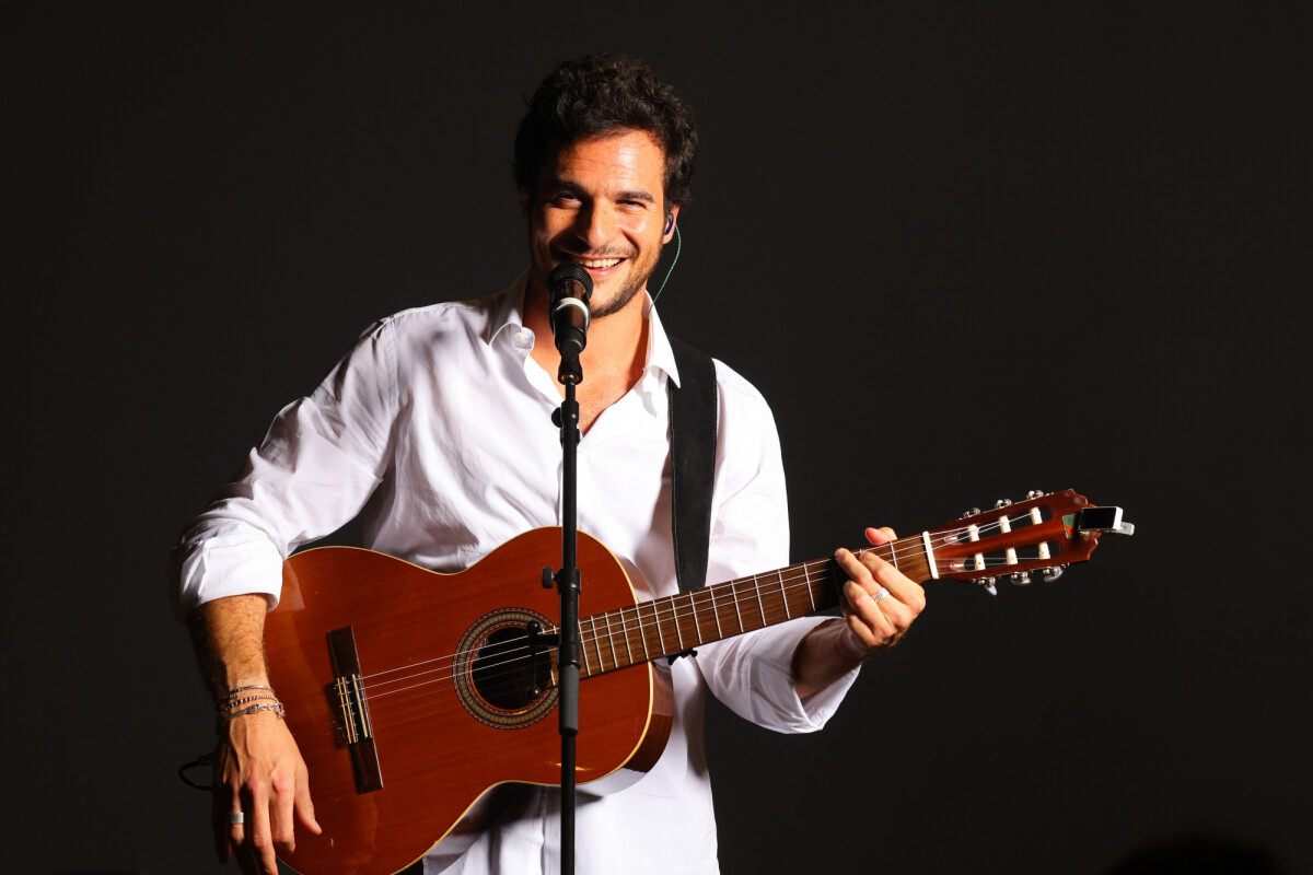 Photo : Amir - Soirée de lancement et de présentation à la presse de la ...