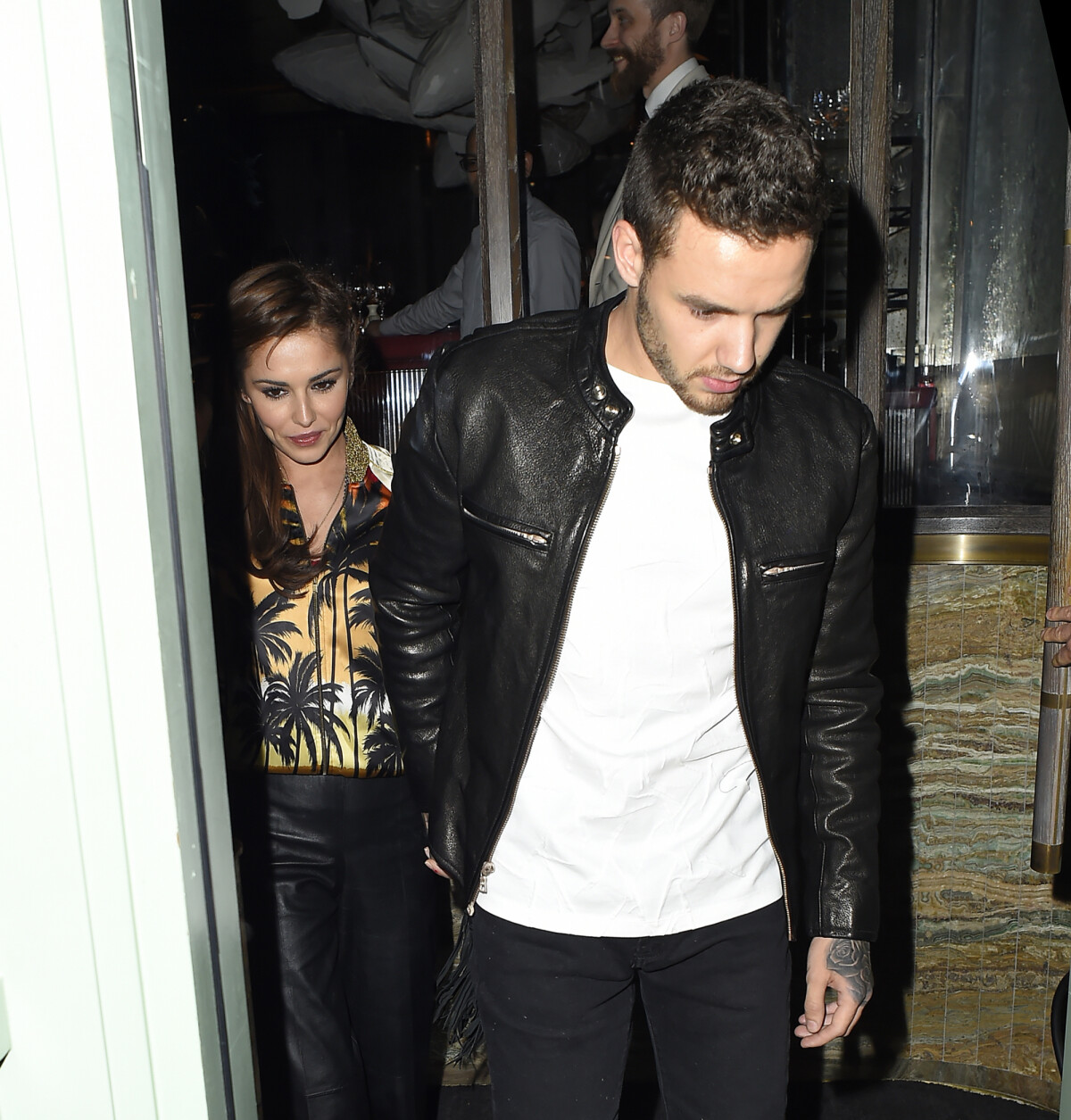 Photo : Cheryl Cole (ex Fernandez-Versini) à la sortie du restaurant ...