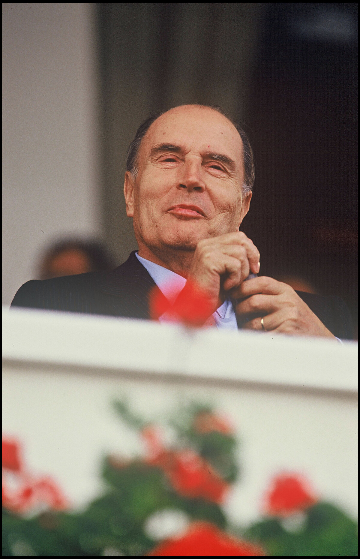 Photo : François Mitterrand au grand-prix de l'arc de Triomphe ...