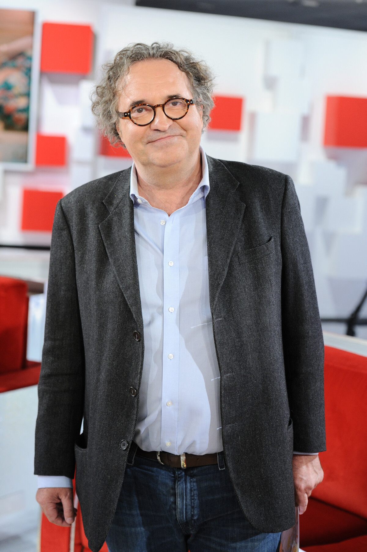Vidéo : Grégoire Bonnet (Scènes de ménages) partage une ancienne photo ...