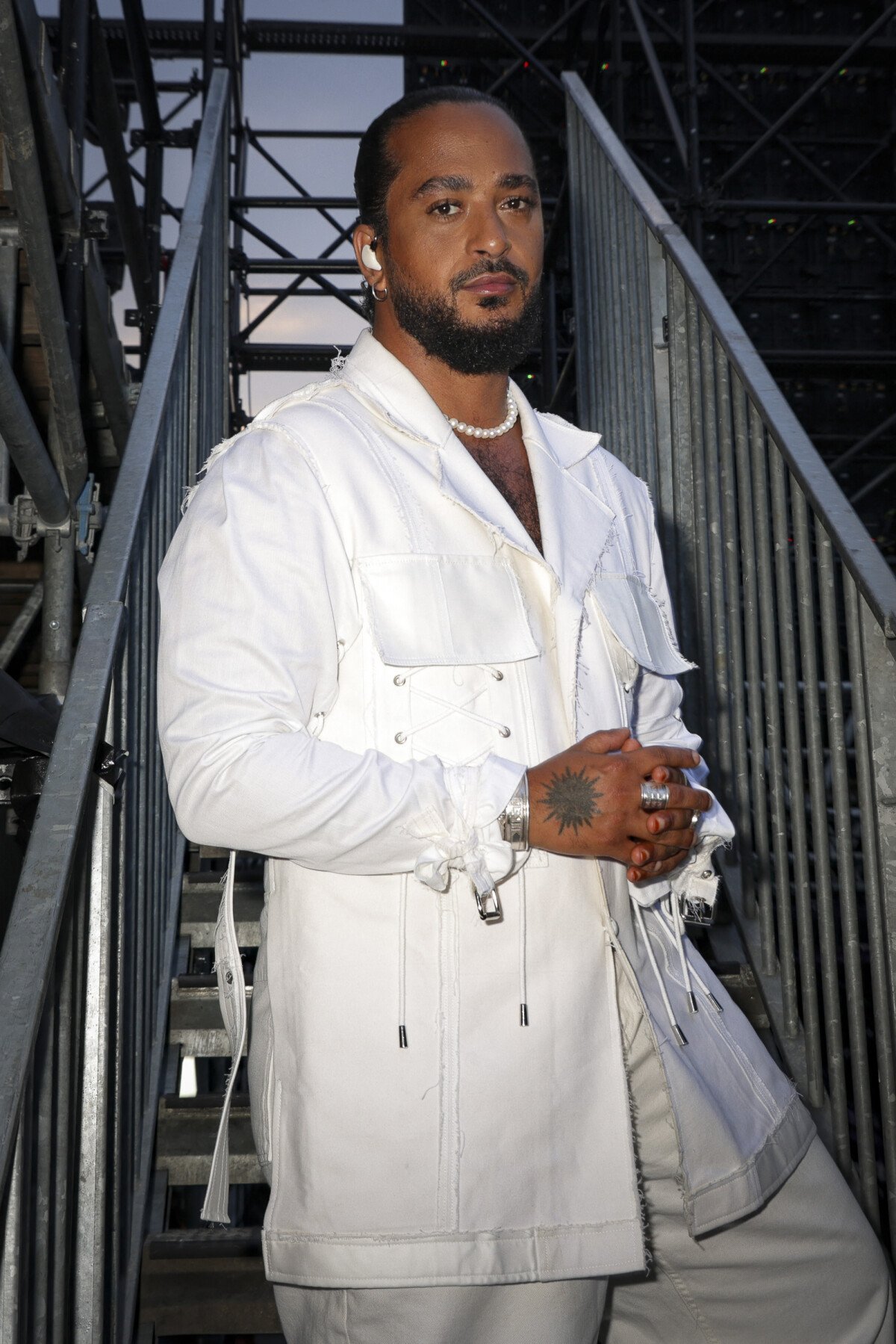 Photo : Slimane est dans la tourmente depuis quelques semaines Exclusif - Slimane - Backstage ...