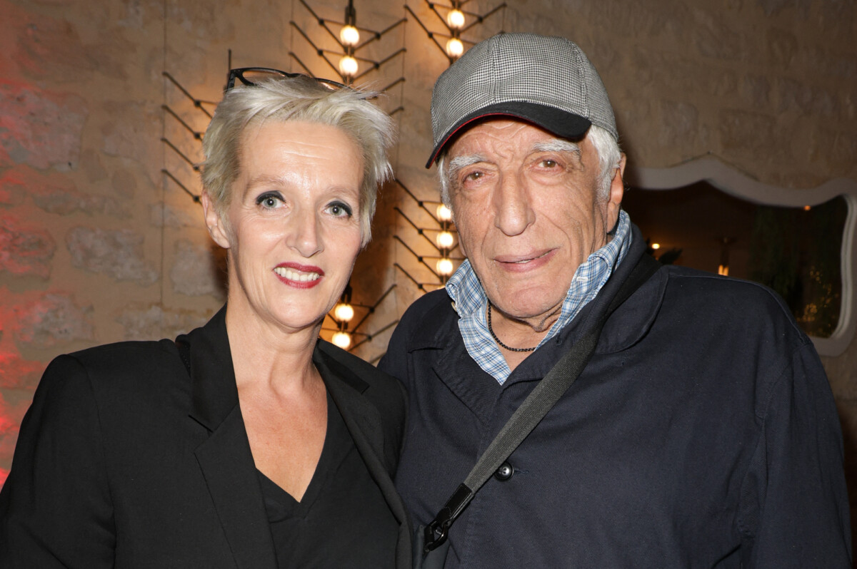Photo : Exclusif - Gérard Darmon et sa femme Christine - Dédicace du ...