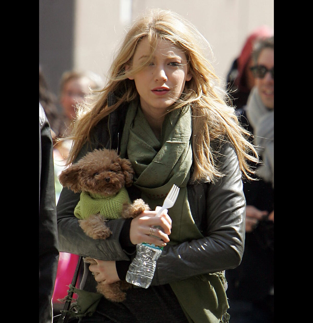 Photo : Blake Lively avec Penny sur le tournage de Gossip Girl, le 17 ...