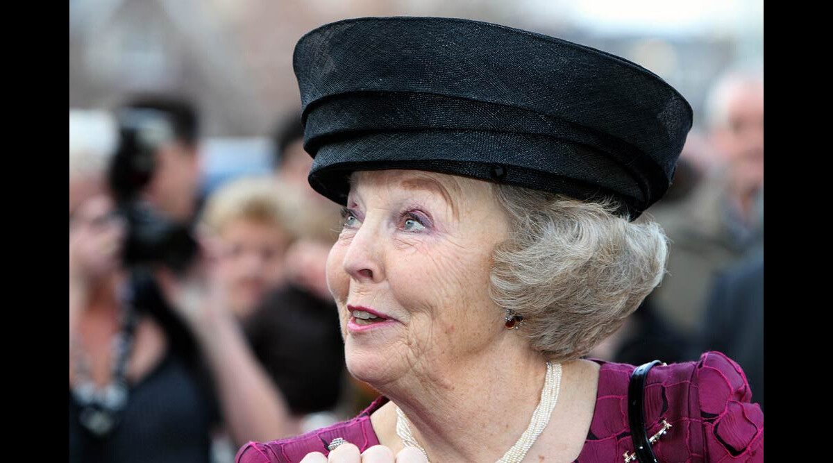 Photo : La reine Beatrix, en mars 2011 - Purepeople