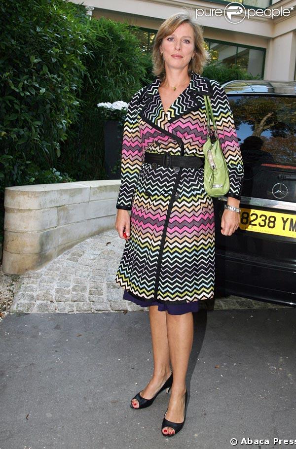 Junglekey Karin Trenthapol Kaithapoovin Female Version Mp3 Song