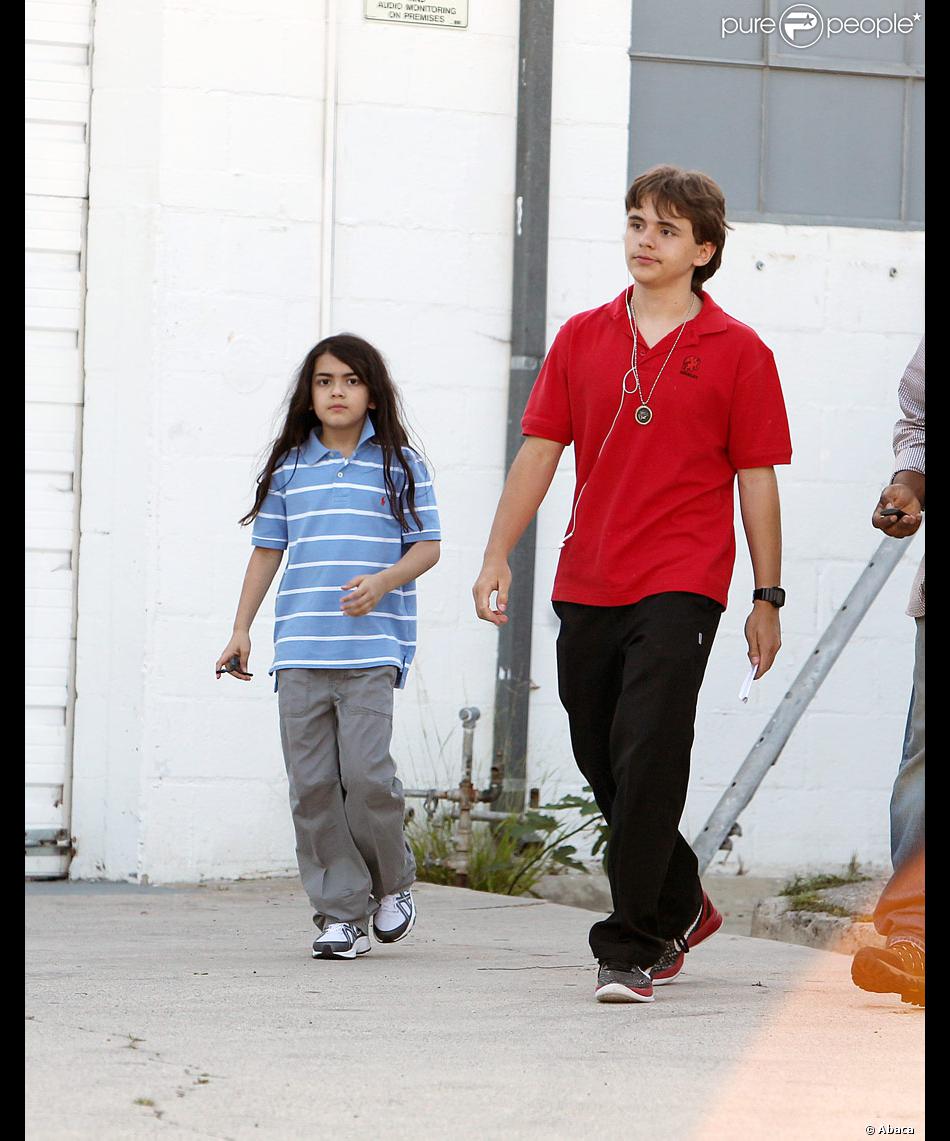 Blanket et Prince, enfants de Michael Jackson, le 19 mai 2011 à Los ...