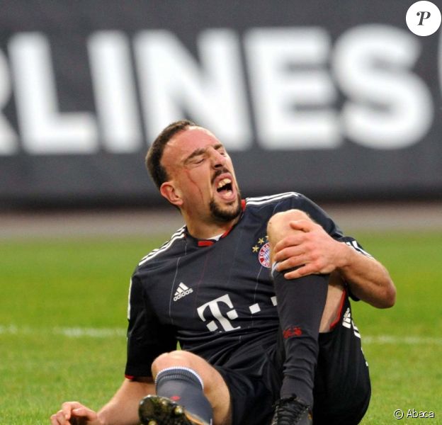 Franck Ribéry, un futur papa encore blessé, avant même la rentrée ...
